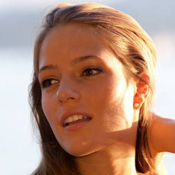 Hazel's Closet (@hazel_bacon) | Poshmark